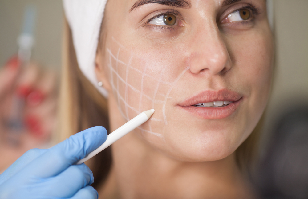 Contouring the Lower Face | St Louis Lipo